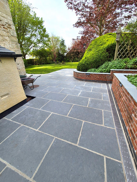 Sledmere Grey NATURAL FINISH Limestone - E | Stone Tiles UK - Natural ...